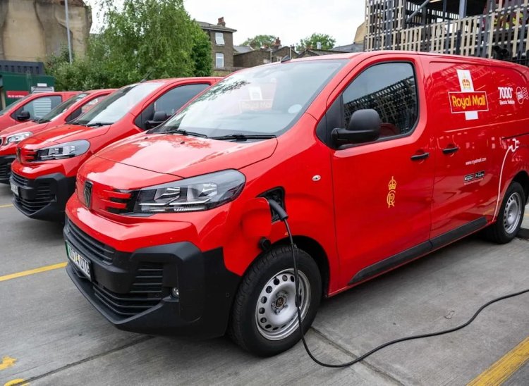 Royal Mail Launches UK’s First Fully Electric Delivery Office in Leeds ...
